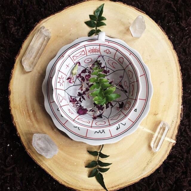 Tasseomancy: The Art of Reading Tea Leaves – Pagan Muses